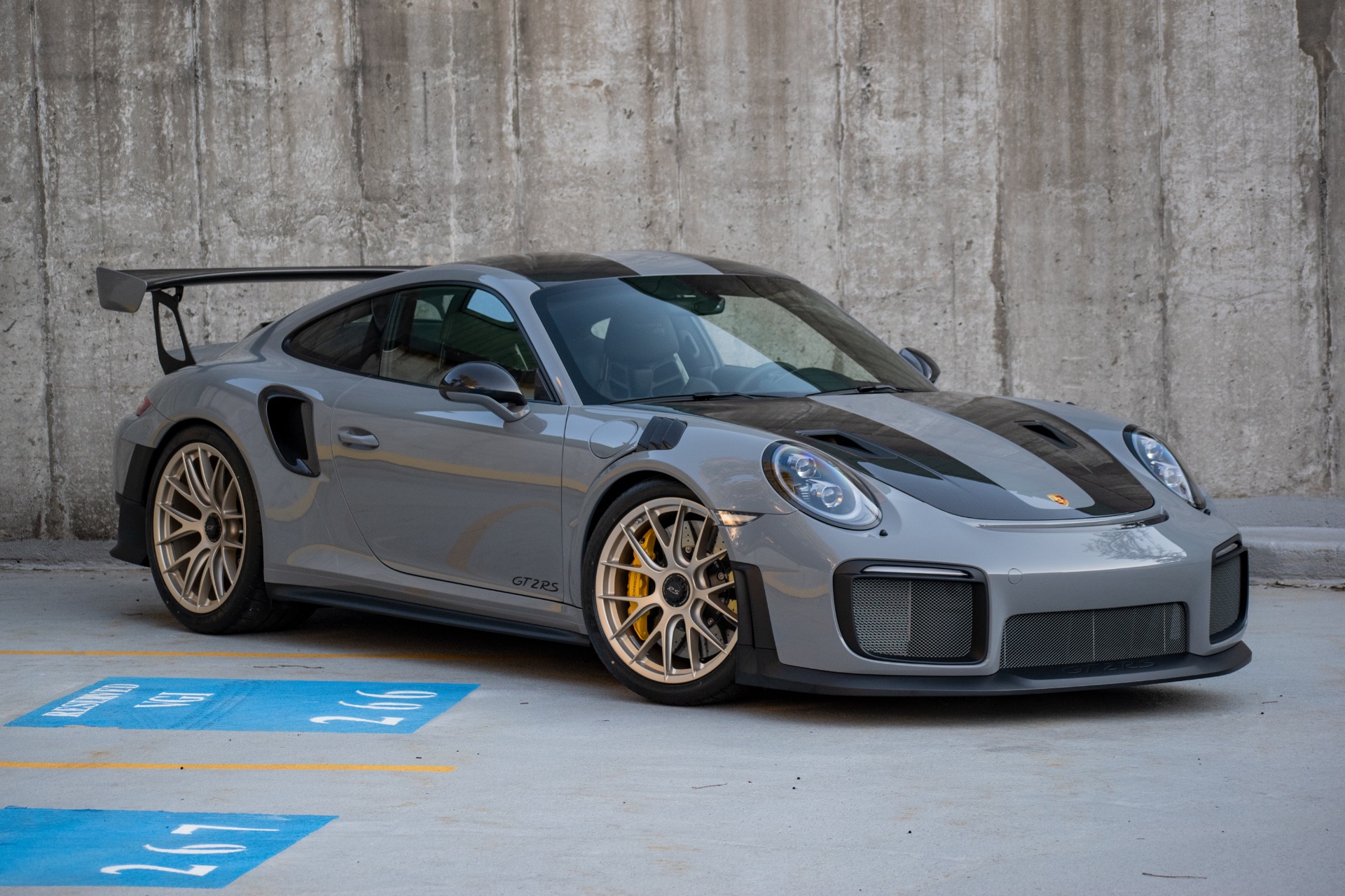 2018 Porsche 911 GT2 RS 2018 Porsche 911 GT2 RS